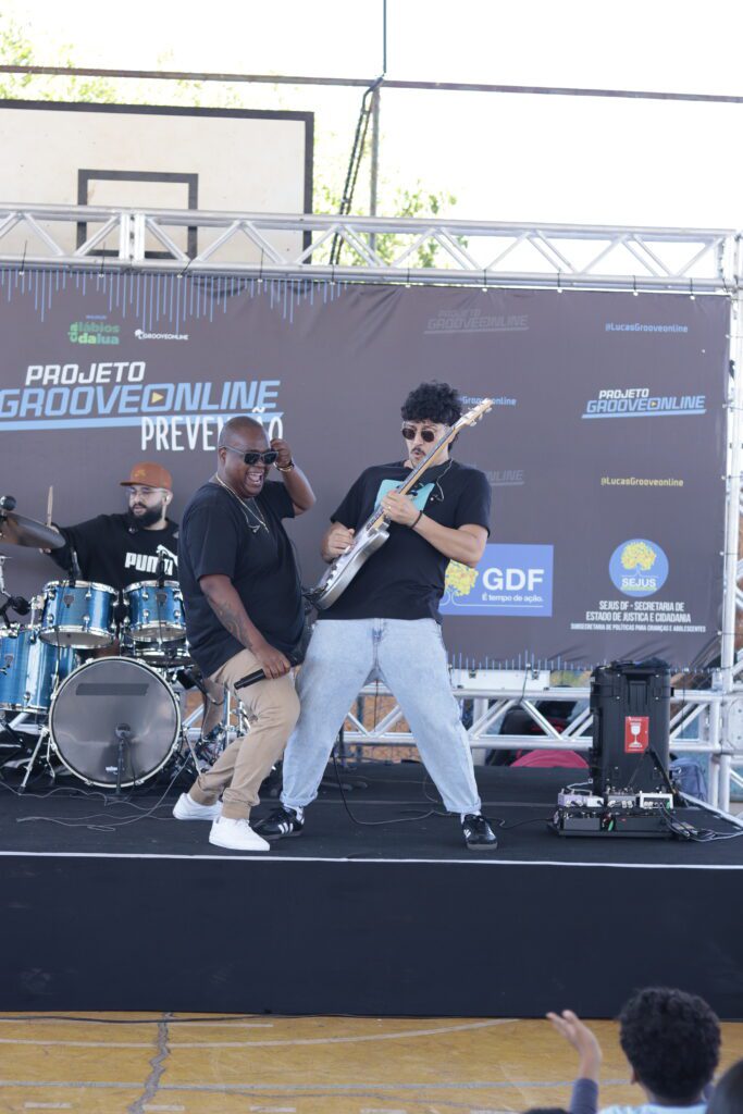 Nesta quinta, mais de 1500 Alunos do CEF-25 da Ceilândia receberam o ...